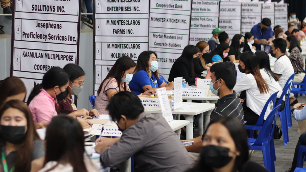 Unemployment o kawalang trabaho – Pinoy Weekly